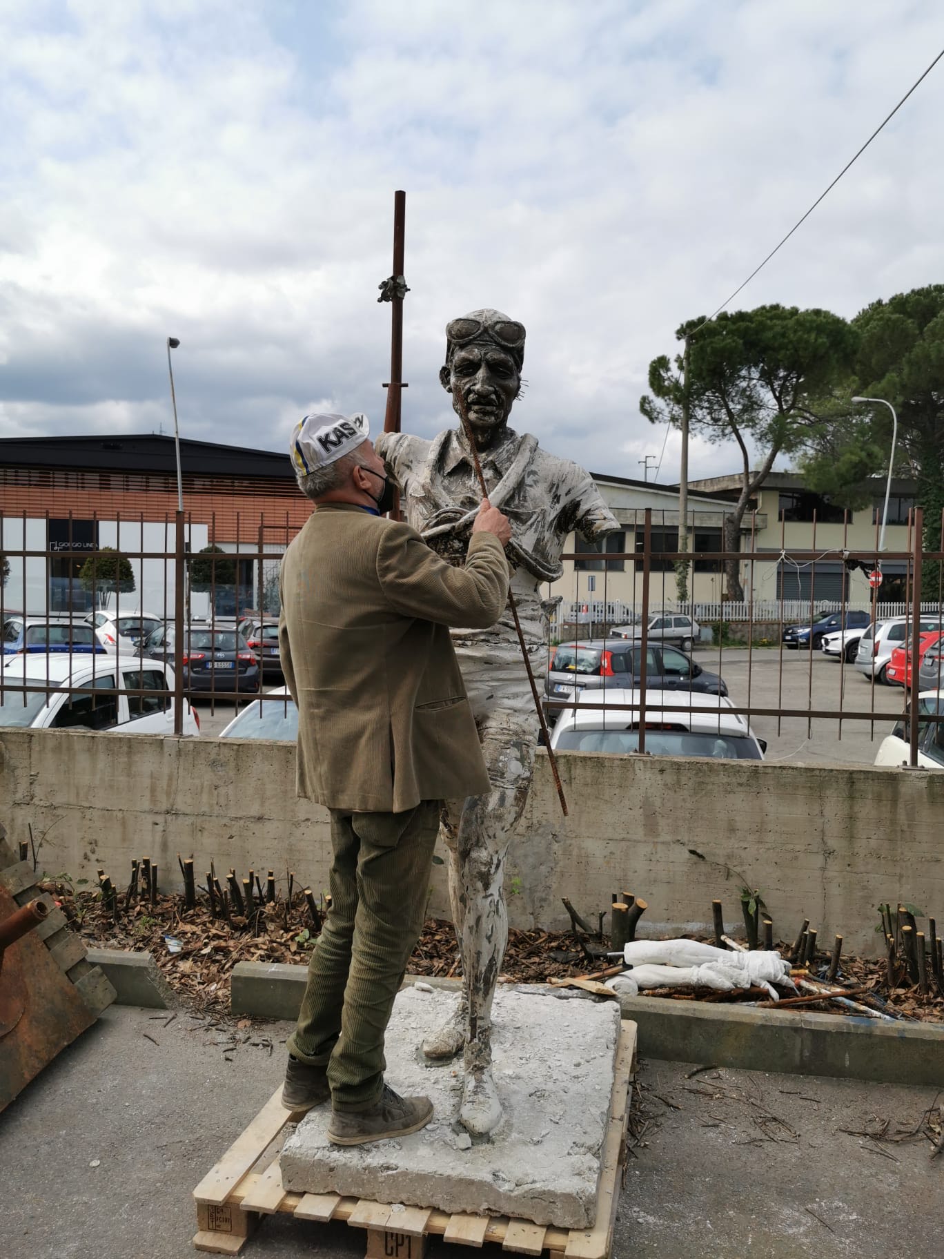 UNA STATUA PER GINO BARTALI A FIRENZE | Eppela